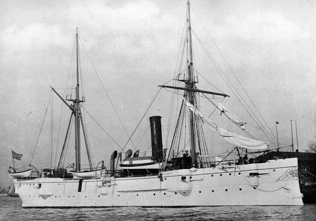USS Machias, a patrol gunboat, is the first BIW-built US Navy ship ...